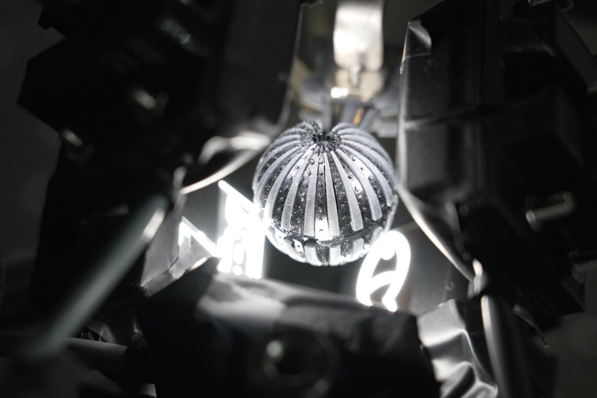 Researchers create the first artificial vision system for both land and ...