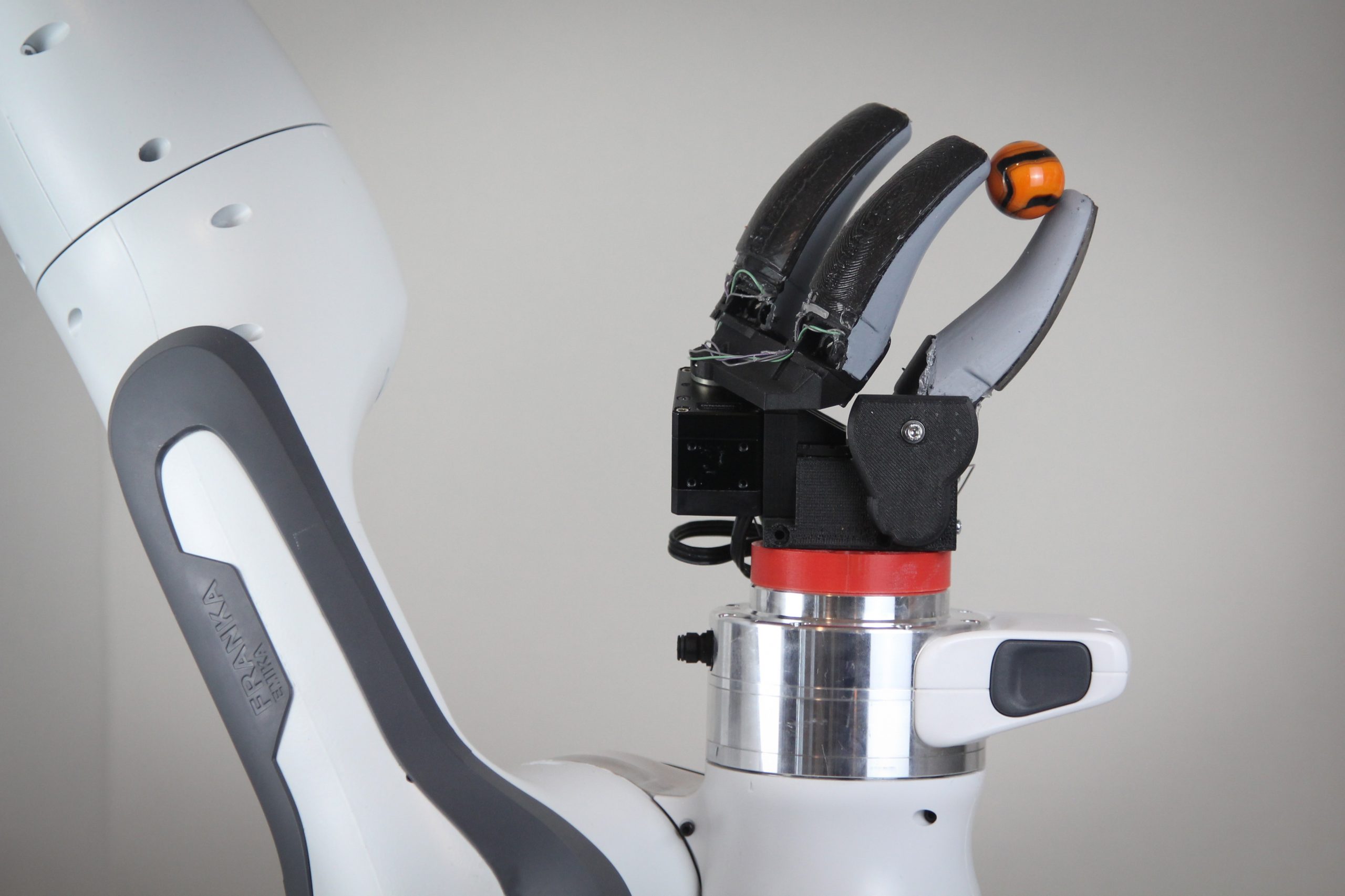 Finger Shaped Sensor Enables More Dexterous Robots Mit Schwarzman College Of Computing