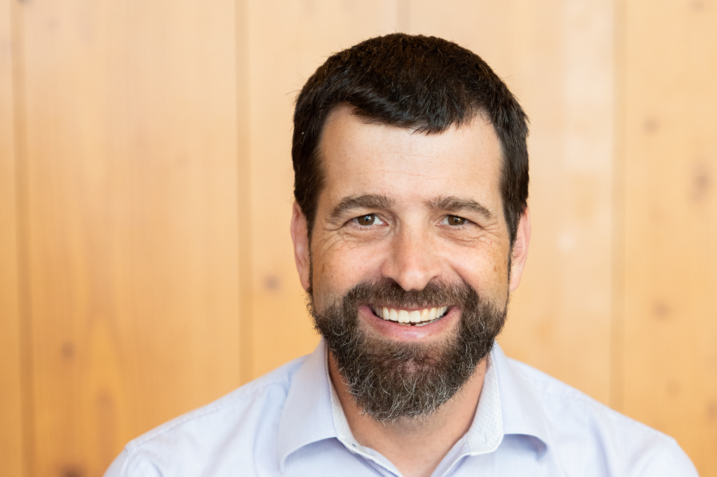 Sam Madden named faculty head of computer science in EECS - MIT ...