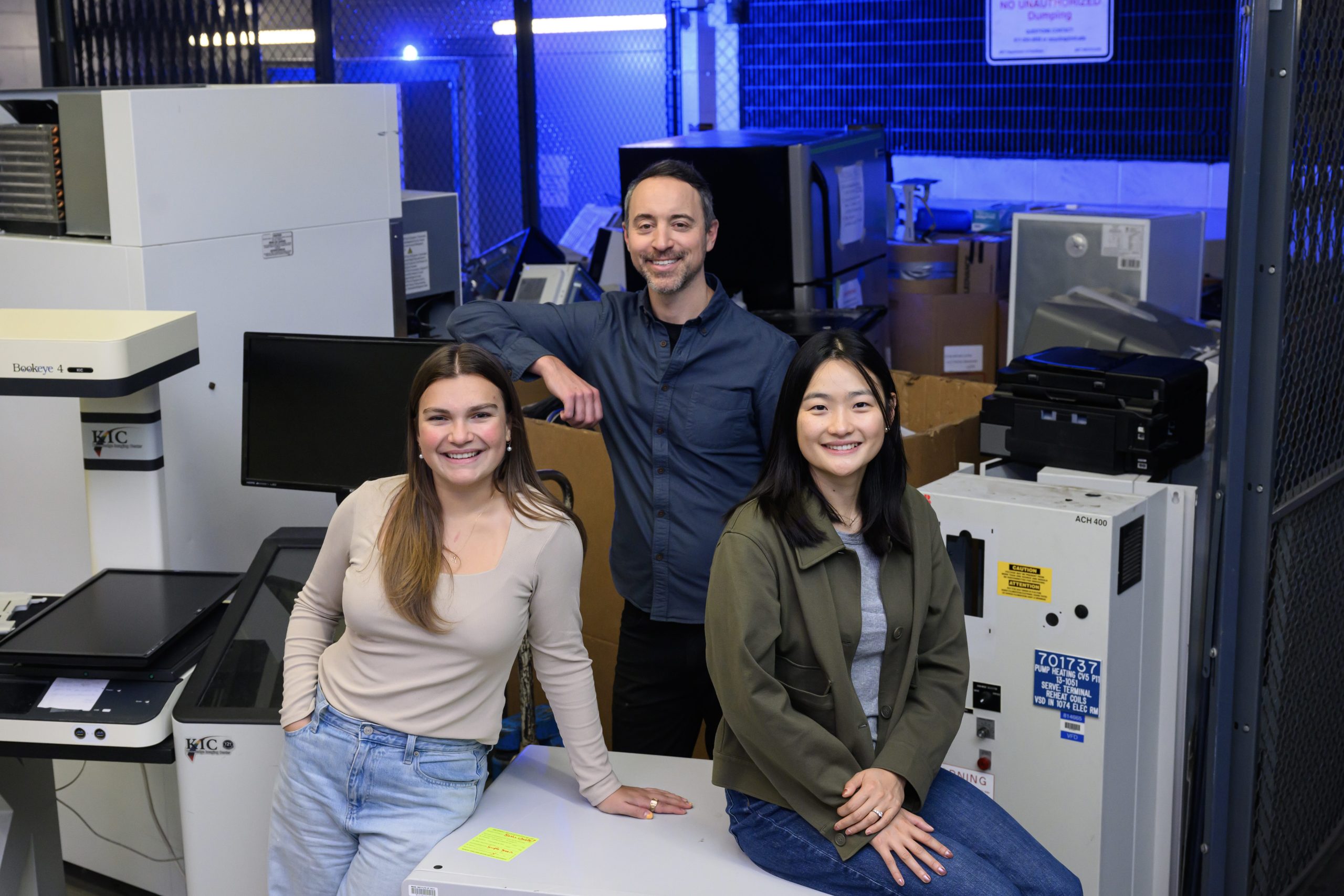 In a unique research collaboration, students make the case for less e-waste - MIT Schwarzman ...